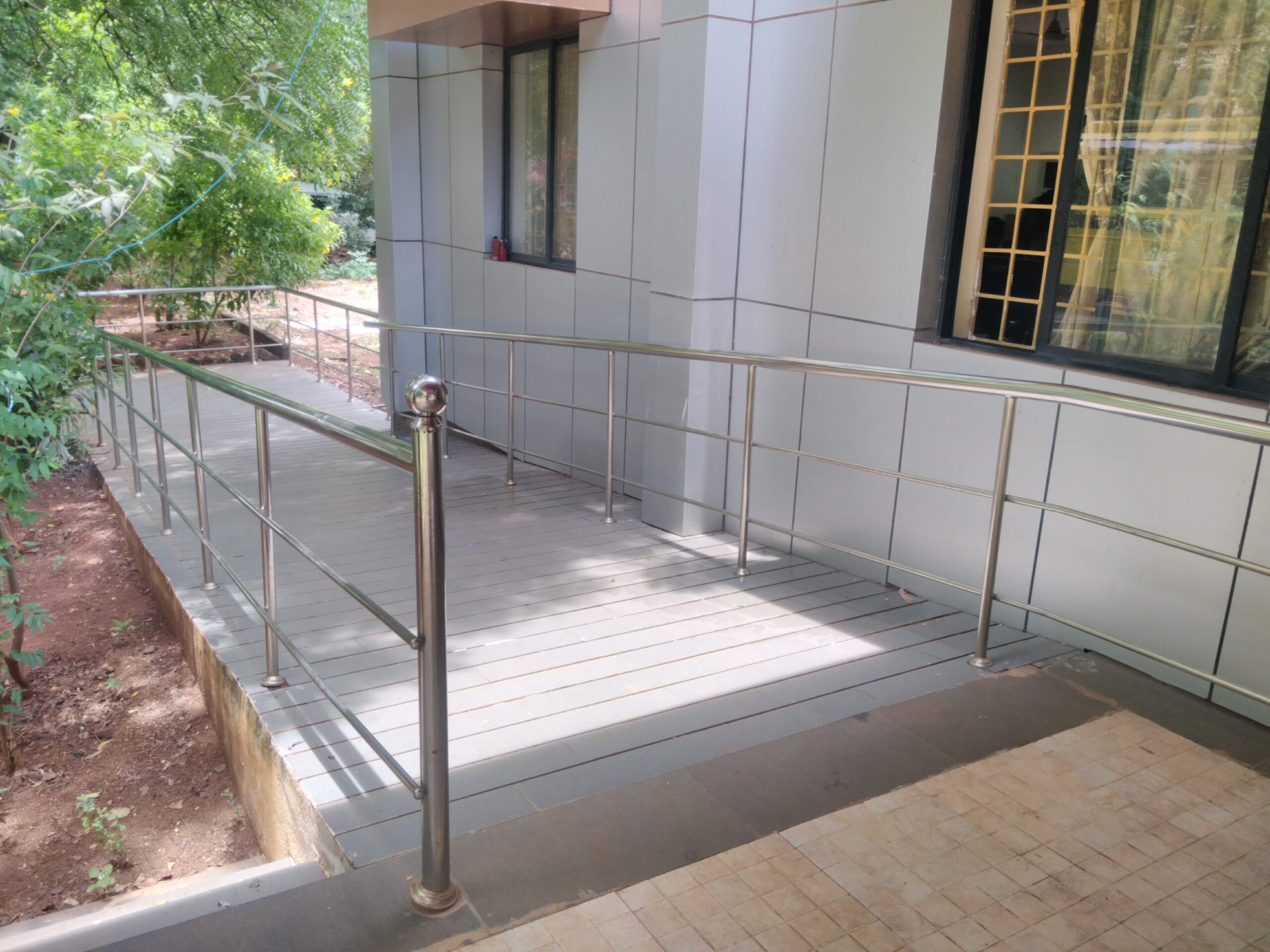 Wheelchair Ramp Do's and Don'ts for Accessibility